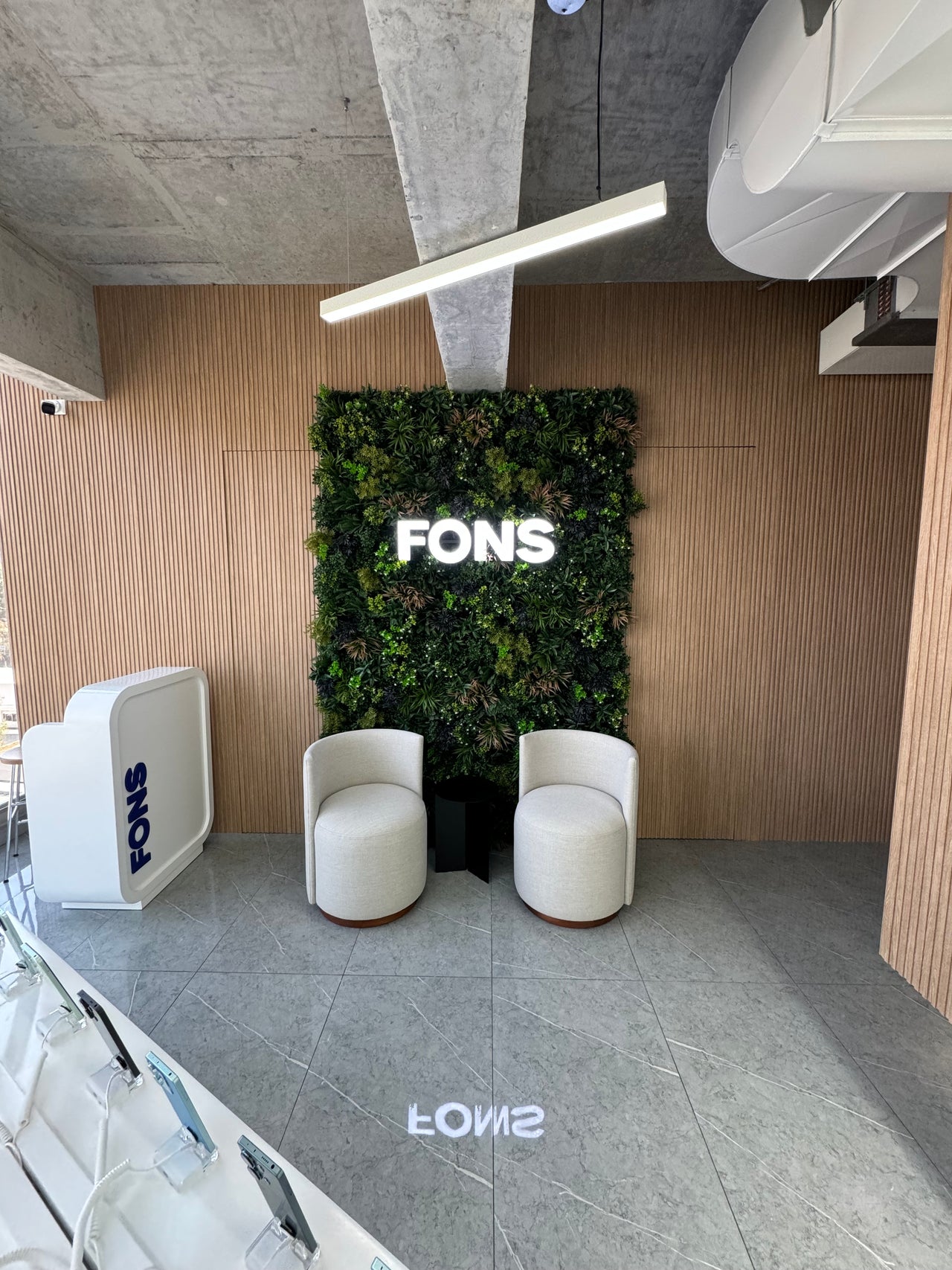 Kioskos & showroom – FONS - Conecta con lo extraordinario